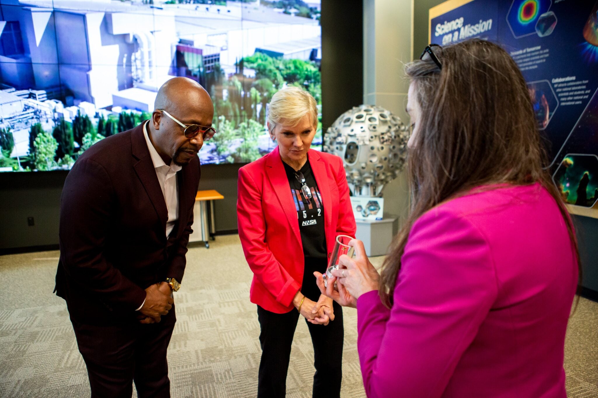 Wrap up: Hammer Time at the NIF; Livermore controlled burn; Hibbs to be ...